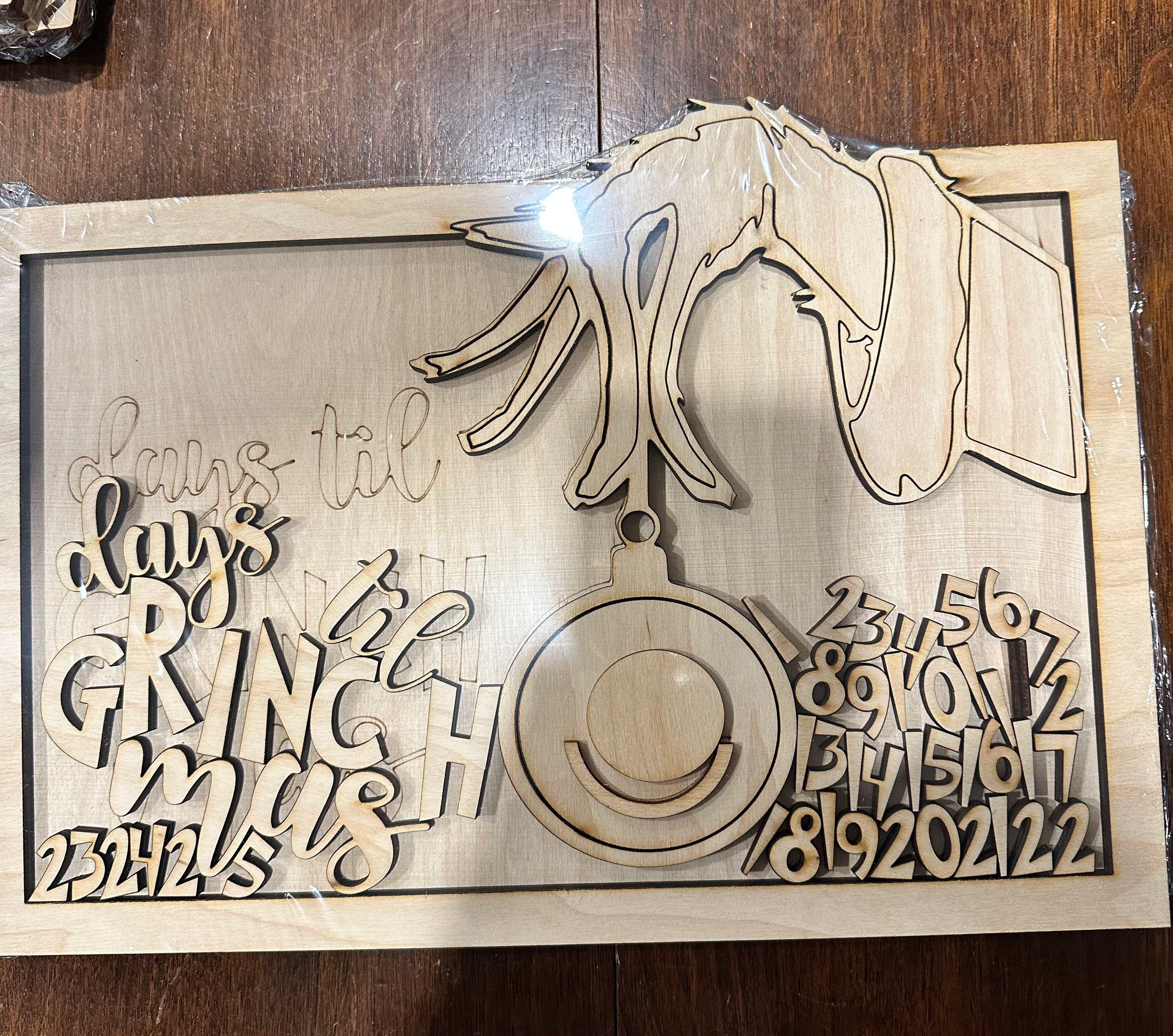 Grouchy? Christmas Countdown DIY Sign – Craft Enablers